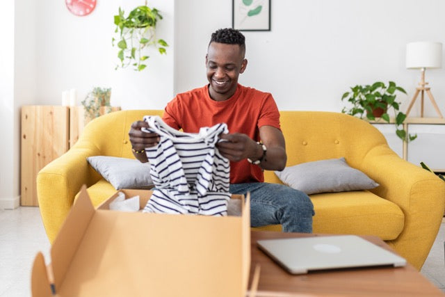 The Benefits of Dropshipping Men's Clothing in Bulk – Wessi Wholesale